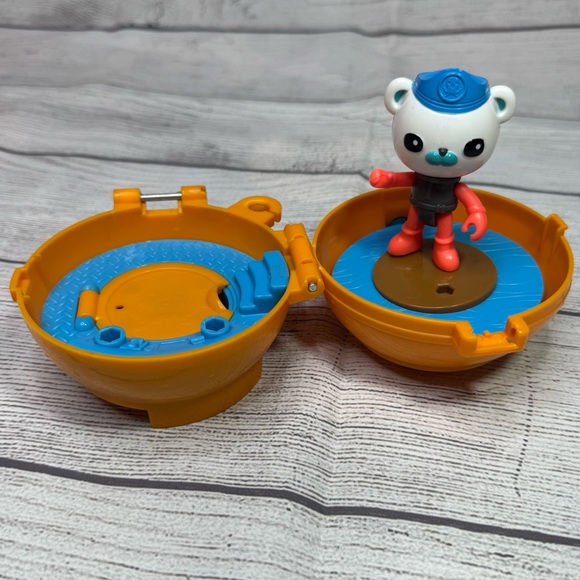 Mattel | Toys | Octonauts Captain Barnacle With On The Go Pod ...
